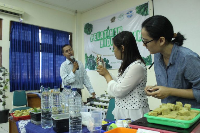 Logo Universitas Ahmad Dahlan Terverifikasi Tahun 2016